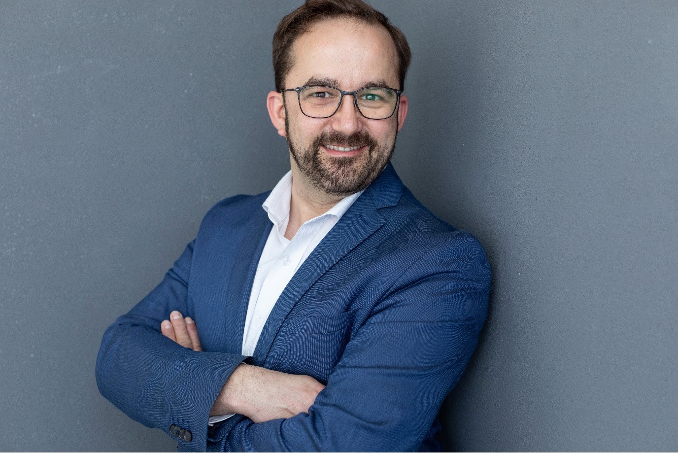Michael Möller Senior Sales Manager Deutschland bei Peerless-AV ...