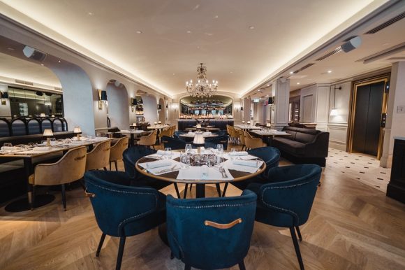 EAW beschallt vier Ebenen des Melbourner Restaurants Maison Bâtard ...